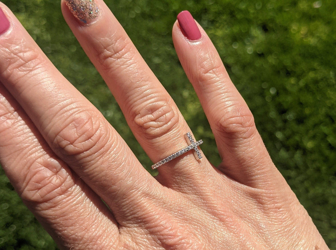 Sterling Silver Cubic Zirconia Cross Ring – Blue Monarch Co